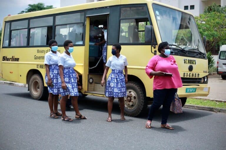 Top 10 Schools With The most beautiful Uniforms In Ghana - Dicy Trends