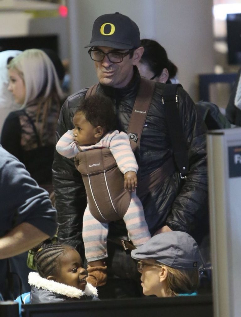 Frances Burrell and Greta Burrell: How old are Ty Burrell's daughters ...