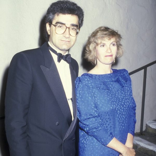 Deborah Divine: Eugene Levy's Wife, Age, Wiki, and Everything about her ...