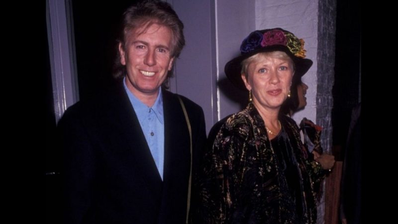 Susan Sennett: Everything About Graham Nash's Ex-Wife - Dicy Trends