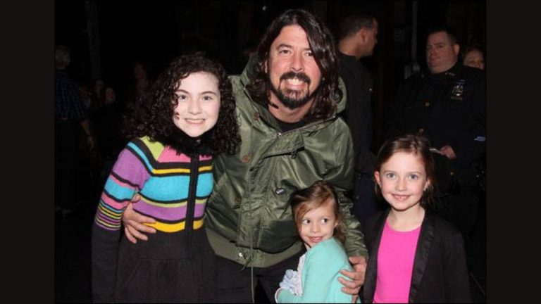 Violet Grohl, Ophelia Grohl, Harper Willow Grohl- Meet Dave Grohl's ...