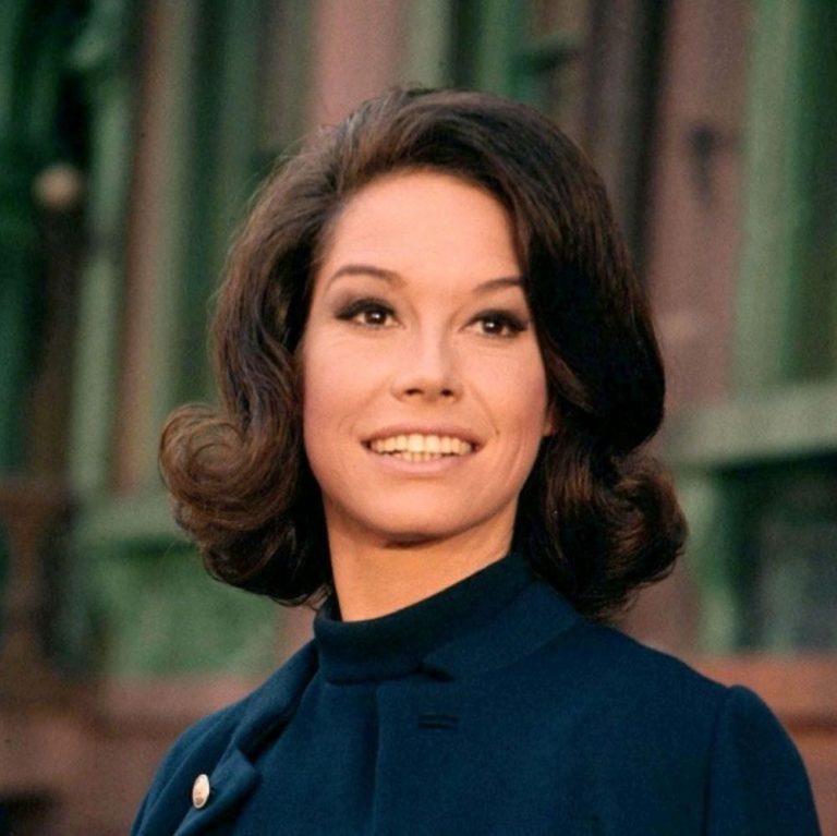 Richard Carleton Meeker: Where Is Mary Tyler Moore's Ex-husband Now ...