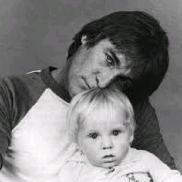 Gage Dennis Wilson: Facts About Dennis Wilson's Son - Dicy Trends