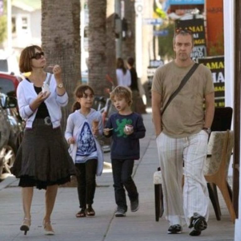 Gabriel Hannah: Facts About John Hannah and Joanna Roth's Son - Dicy Trends