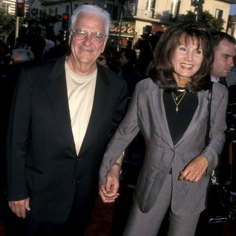 John W. Bullock: How Did Sandra Bullock's Father Die? - Dicy Trends