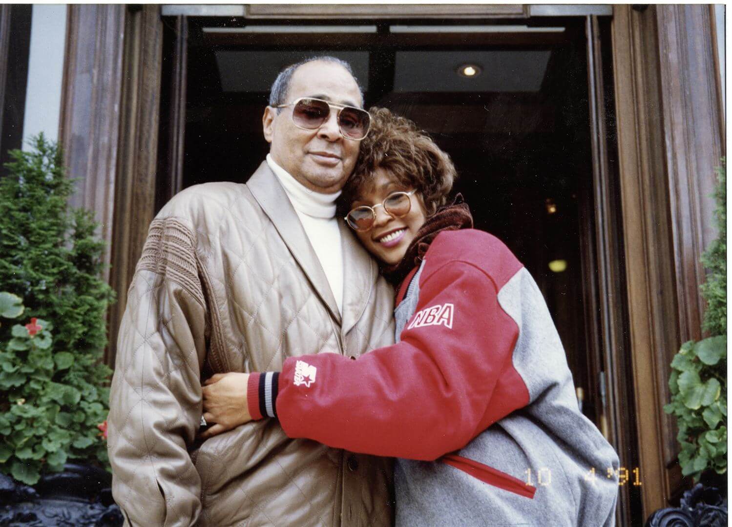 John Russell Houston: What happened to Whitney Houston's father? - Dicy ...