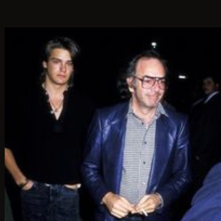 Micah Diamond: Facts About Neil Diamond's Son - Dicy Trends