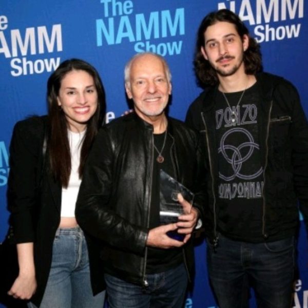 Barbara Gold: Everything About Peter Frampton's Ex-wife - Dicy Trends