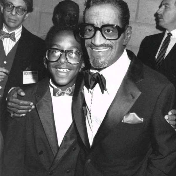 Manny Davis: Who Is Sammy Davis Jr's Son? - Dicy Trends