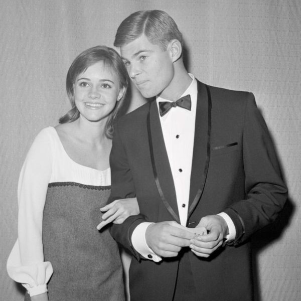 Steven Craig: Where Is Sally Field's Ex-husband Now? - Dicy Trends