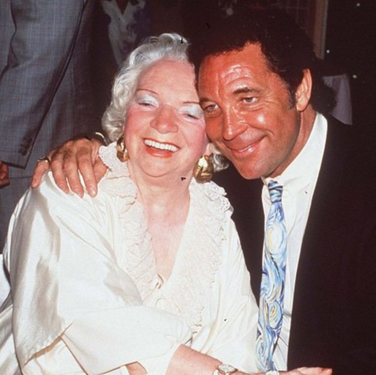 Freda Jones: What Happened To Tom Jones' Mother? - Dicy Trends
