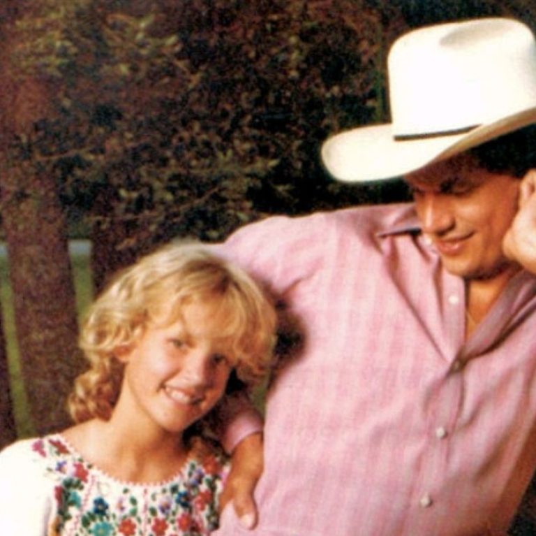 Jenifer Strait: What Happened To George Strait's Daughter? - Dicy Trends