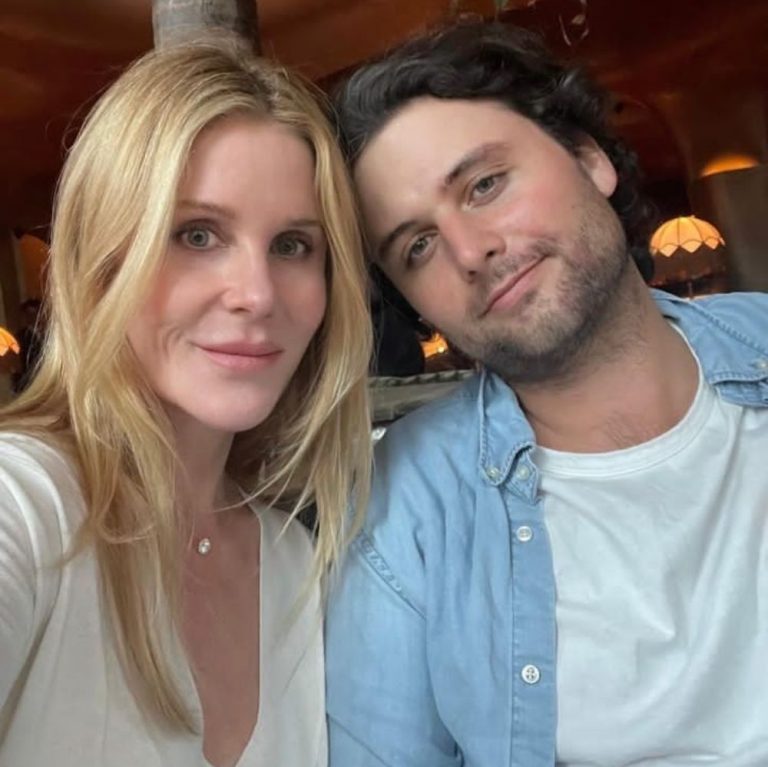 William Gregory Buckingham: Who Is Lindsey Buckingham's Son? - Dicy Trends